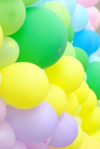 How to Make a Backdrop with Balloons – Fun-Squared